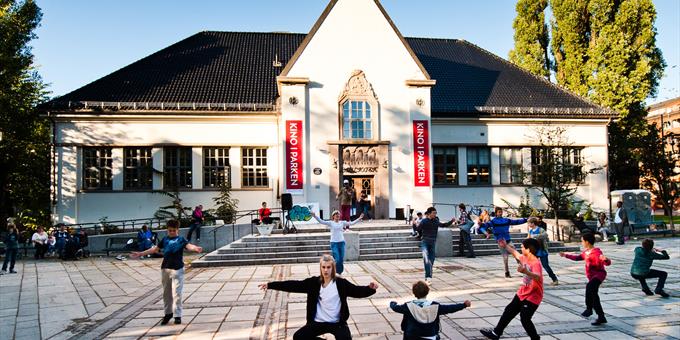 Deichman bibliotek / Oslo Public Library, Grünerløkka Branch